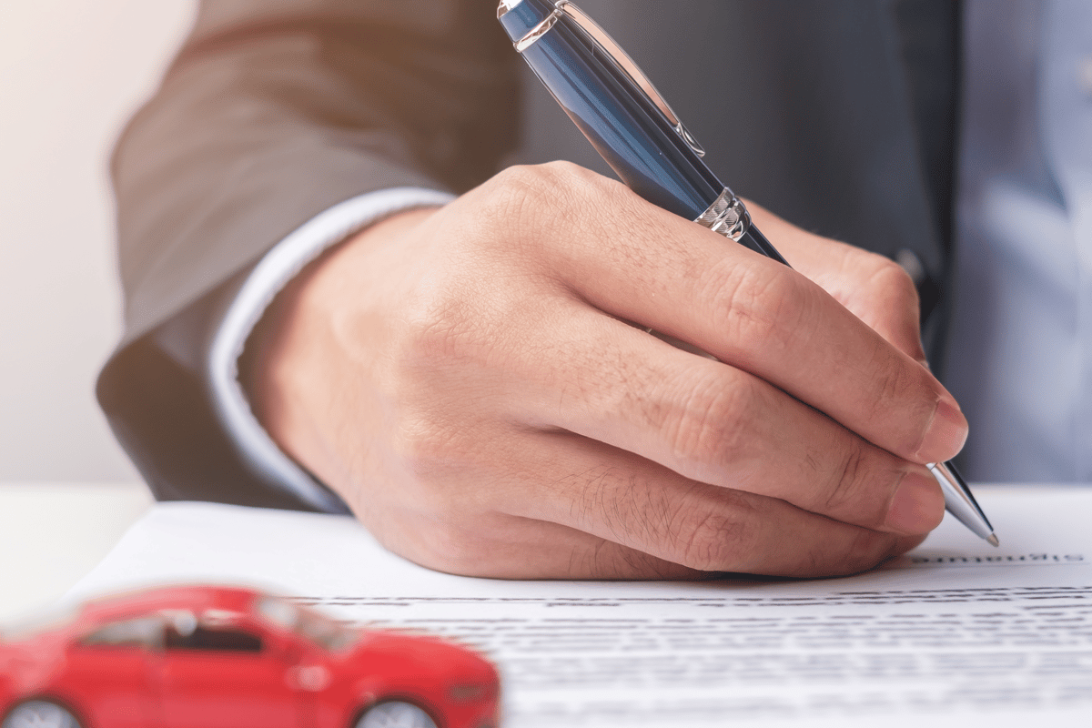 Devis assurance auto en ligne : Est-il vraiment moins cher qu'en agence Devis assurance auto en ligne : Est-il vraiment moins cher qu'en agence